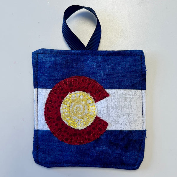 Mini Quilted Colorado Flags - Blue Moose Art Gallery